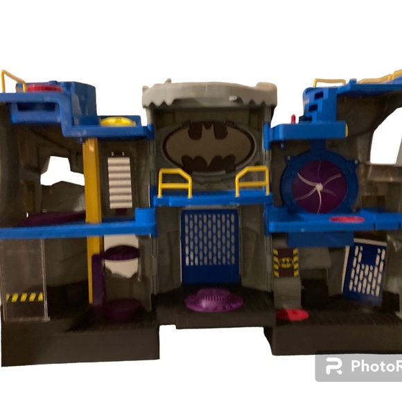 Fisher-Price | Toys | Batman Imaginext Batcave Playset 207 Fisher Price ...